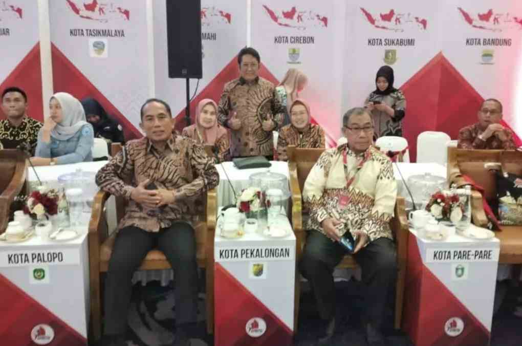 Pangeran Rahim Pimpin Jajaran Pemkot Parepare Hadiri Rakernas XVI APEKSI di Makassar - KLUPAS.COM